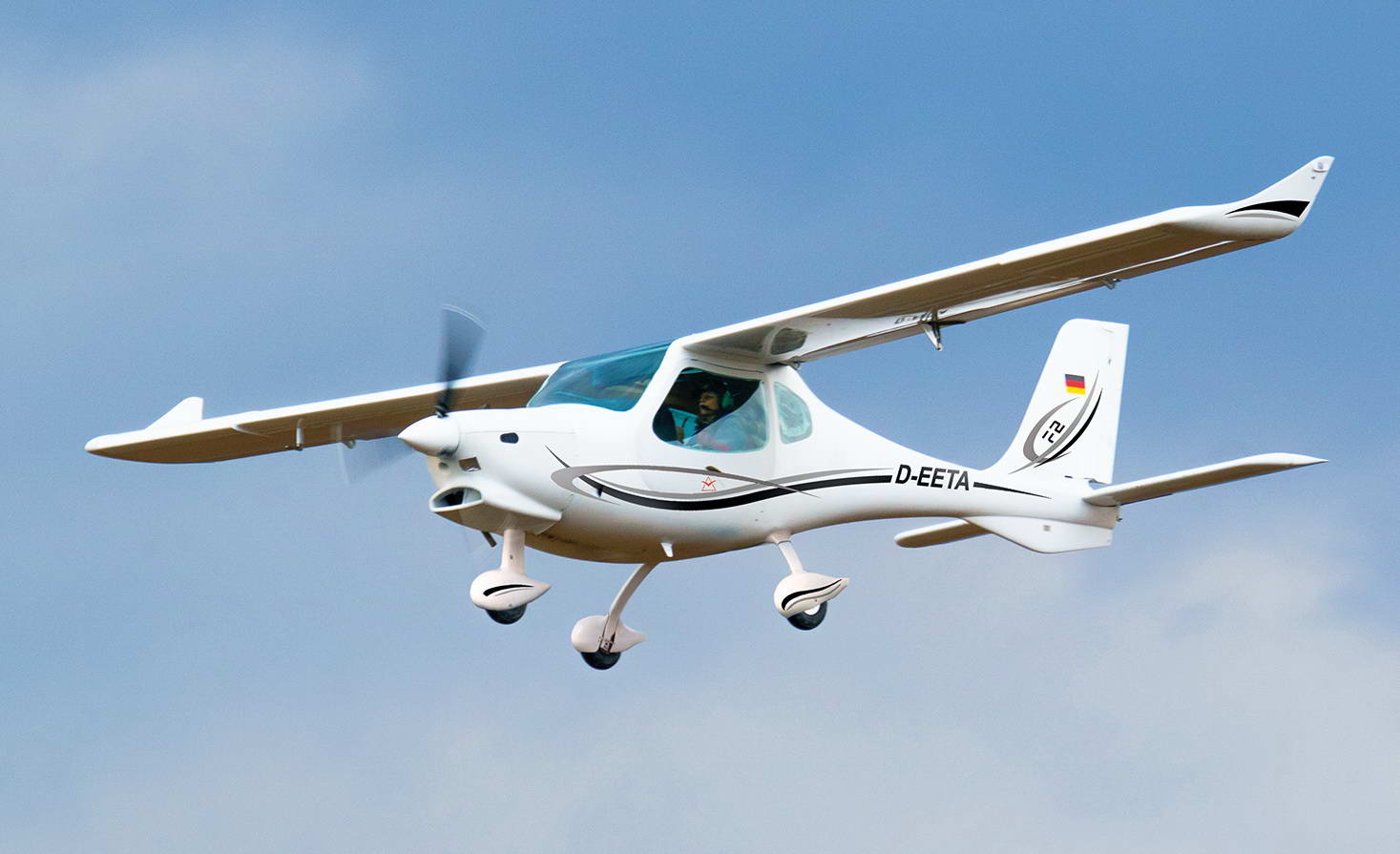 Flight Design F2, presentamos la nueva gama F - Ultraligeros nuevos de ...